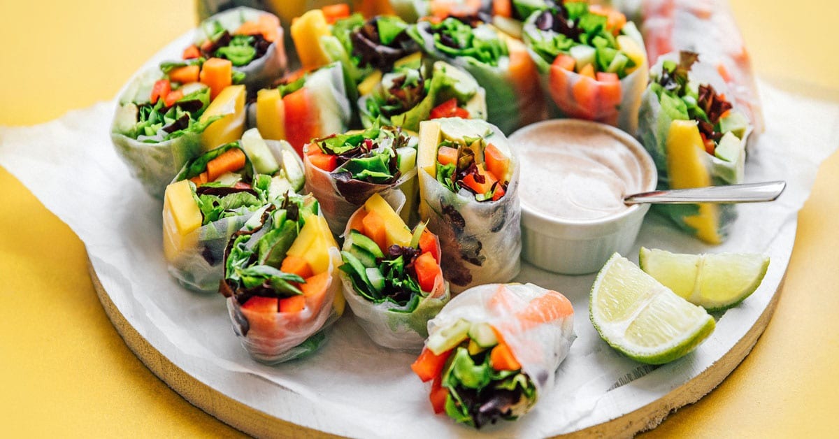 How to Eat Rice Paper - We Know Rice