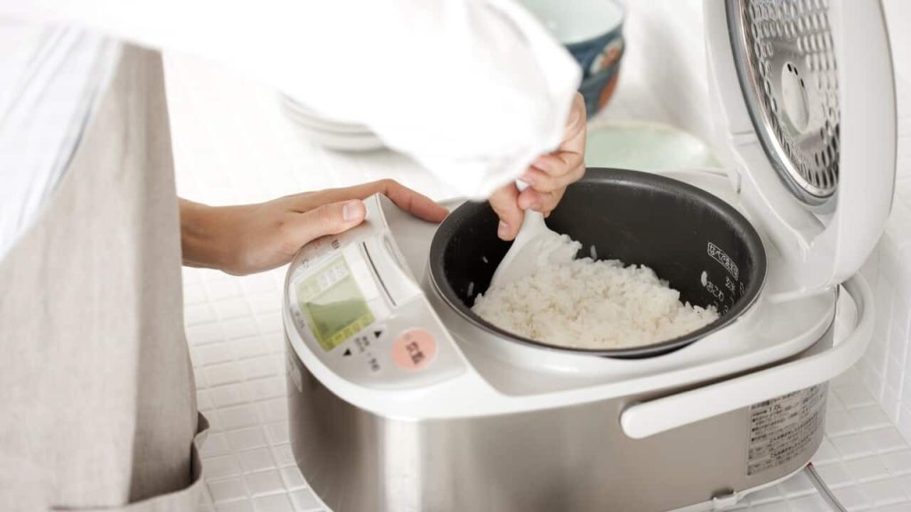 The History of Rice Cookers - We Know Rice