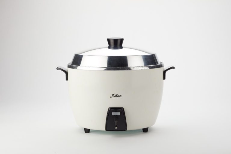The Evolution of Rice Cooker Technology - We Know Rice