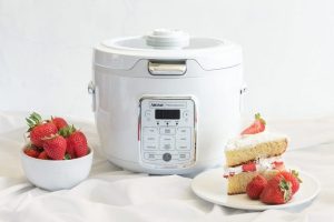 7 Tips and Tricks for Baking in a Rice Cooker - We Know Rice